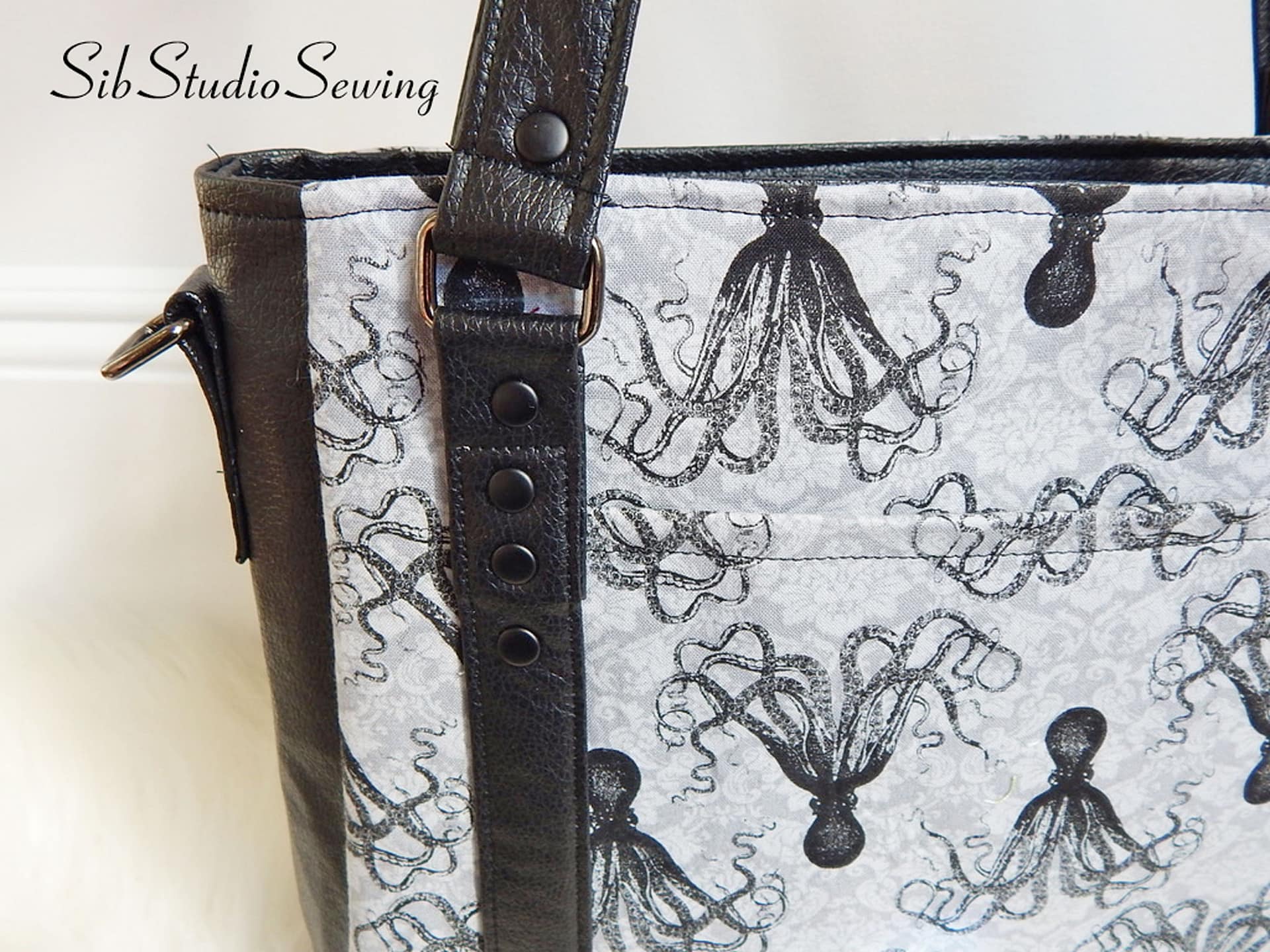 SibStudio – Behind the studio